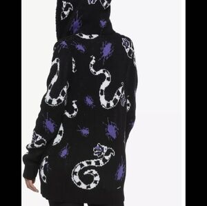 Hot Topic | Sweaters | Beetlejuice Sandworms Sherpa Open Cardigan ...